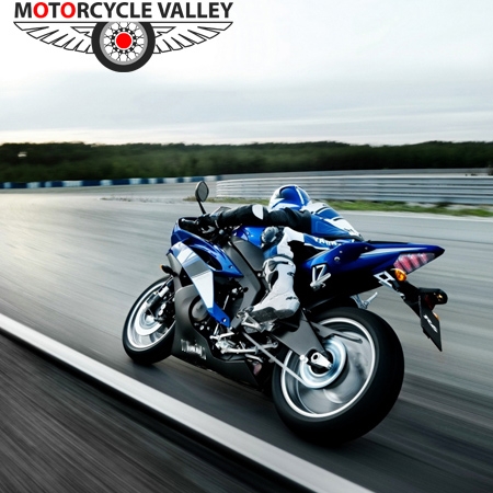 1616674585_top-speed-of-popular-sporty-motorcycles-in-bangladesh.jpg