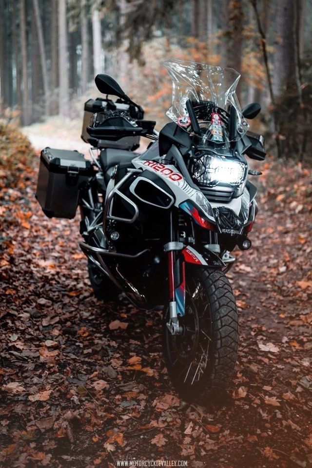 BMW R 1250 GS Adventure Wallpaper | 4K | HD | Free Download