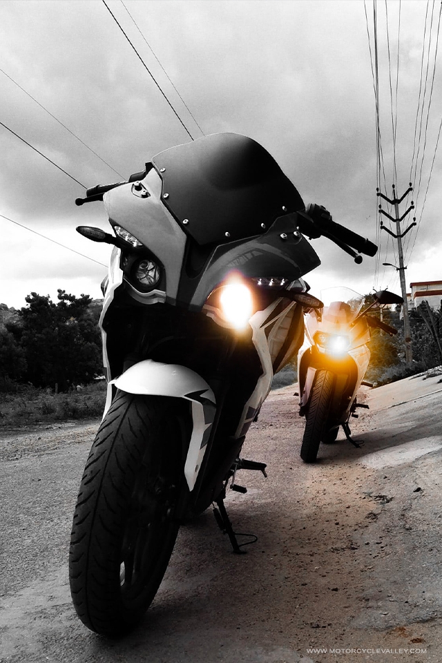 Bajaj Pulsar RS 200 Wallpaper | 4K | HD | Free Download