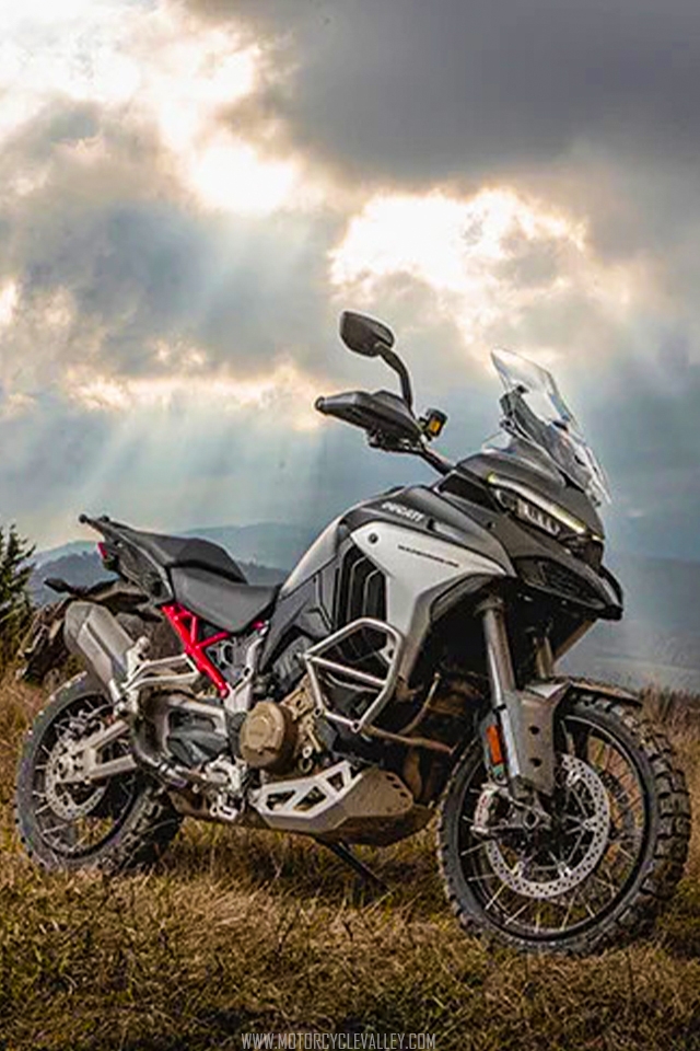Ducati Multistrada V4 Rally Wallpaper | 4K | HD | Free Download