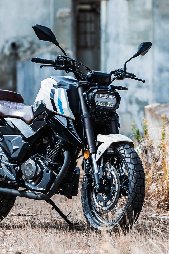 FKM Street Scrambler 165 SX Wallpaper | 4K | HD | Free Download