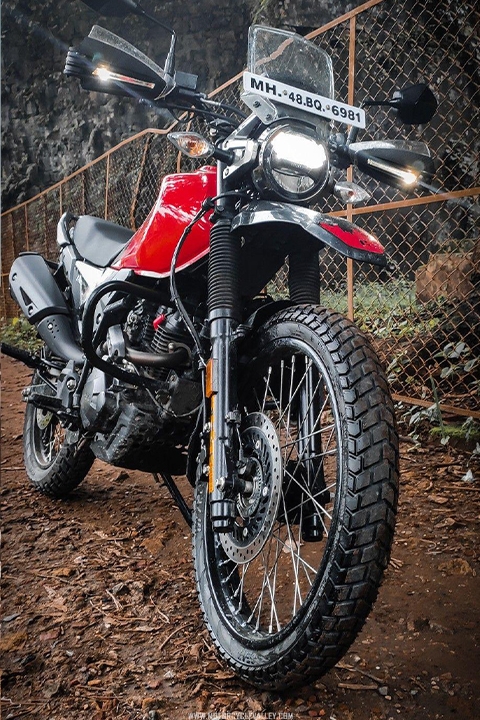 Hero Xpulse 200 4V Wallpaper | 4K | HD | Free Download