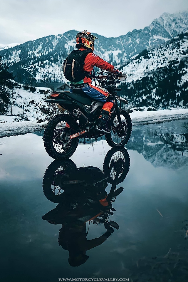 Hero Xpulse 200 4V Wallpaper | 4K | HD | Free Download