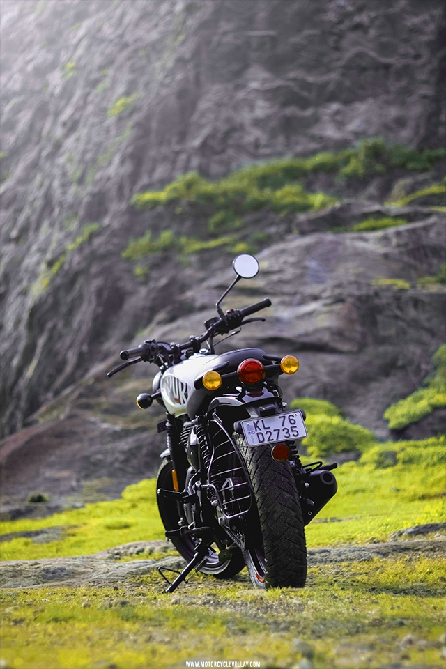 Royal Enfield Hunter 350 Wallpaper | 4K | HD | Free Download
