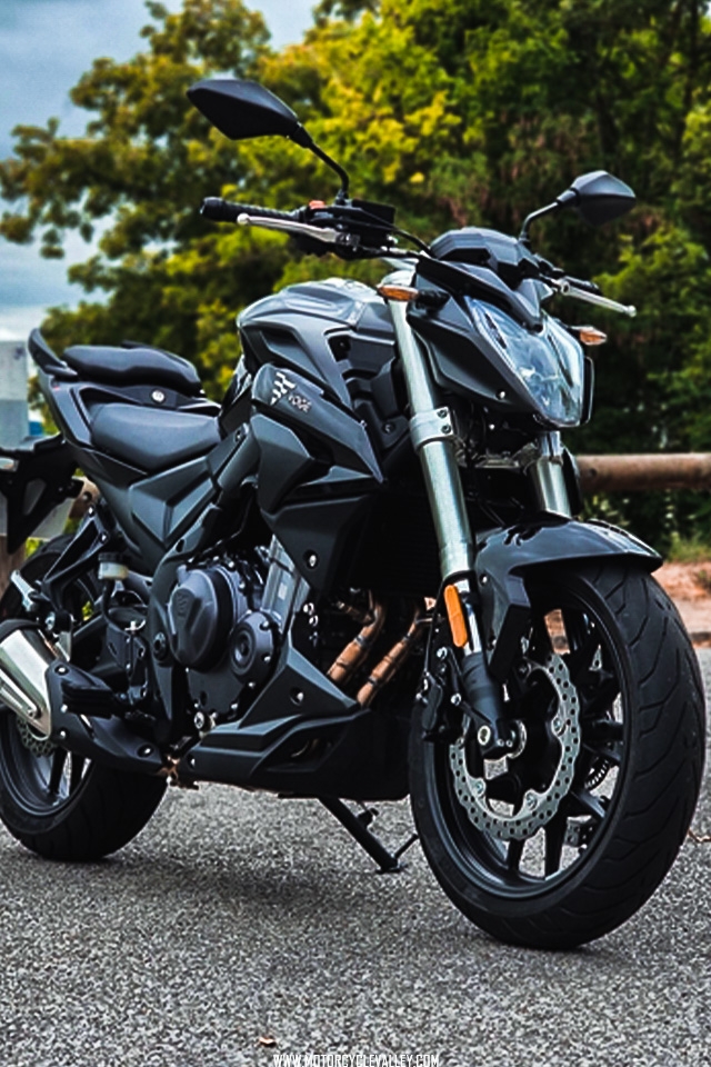 Voge 500R Wallpaper | 4K | HD | Free Download