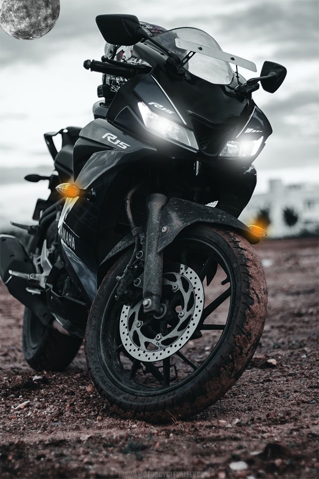 Yamaha R15 V3 Dual ABS Wallpaper | 4K | HD | Free Download
