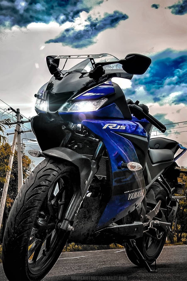 Yamaha R15 Wallpapers Hd