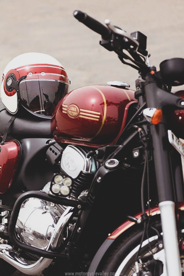 Jawa 42 Bobber Wallpaper | 4K | HD | Free Download