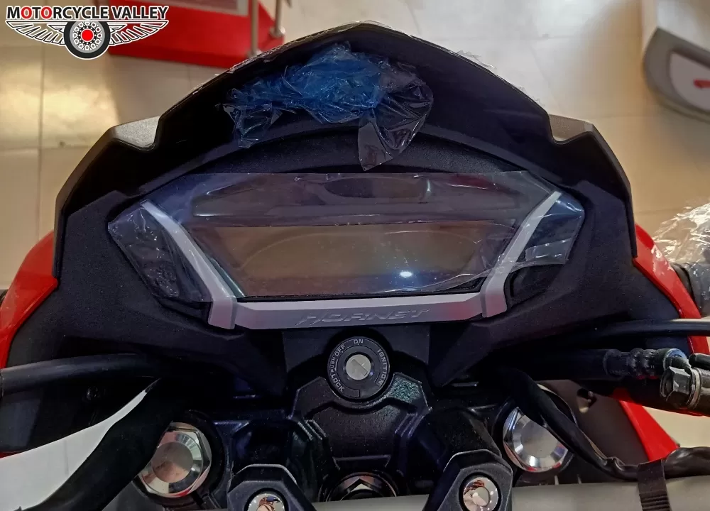 Hornet CBS Photo Gallery . All kind of Honda CB Hornet 160R CBS Images