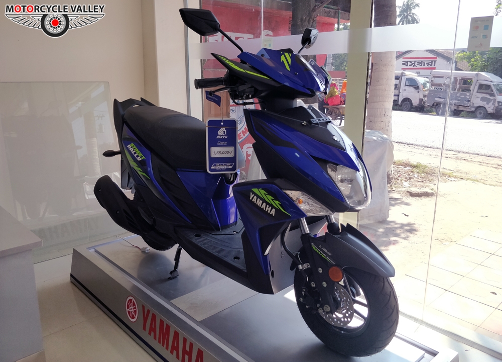 Ray ZR Photo Gallery . All kind of Yamaha Ray ZR Street Rally Images
