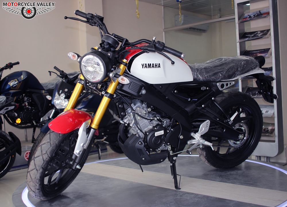 XSR Photo Gallery . All kind of Yamaha XSR 155 Images