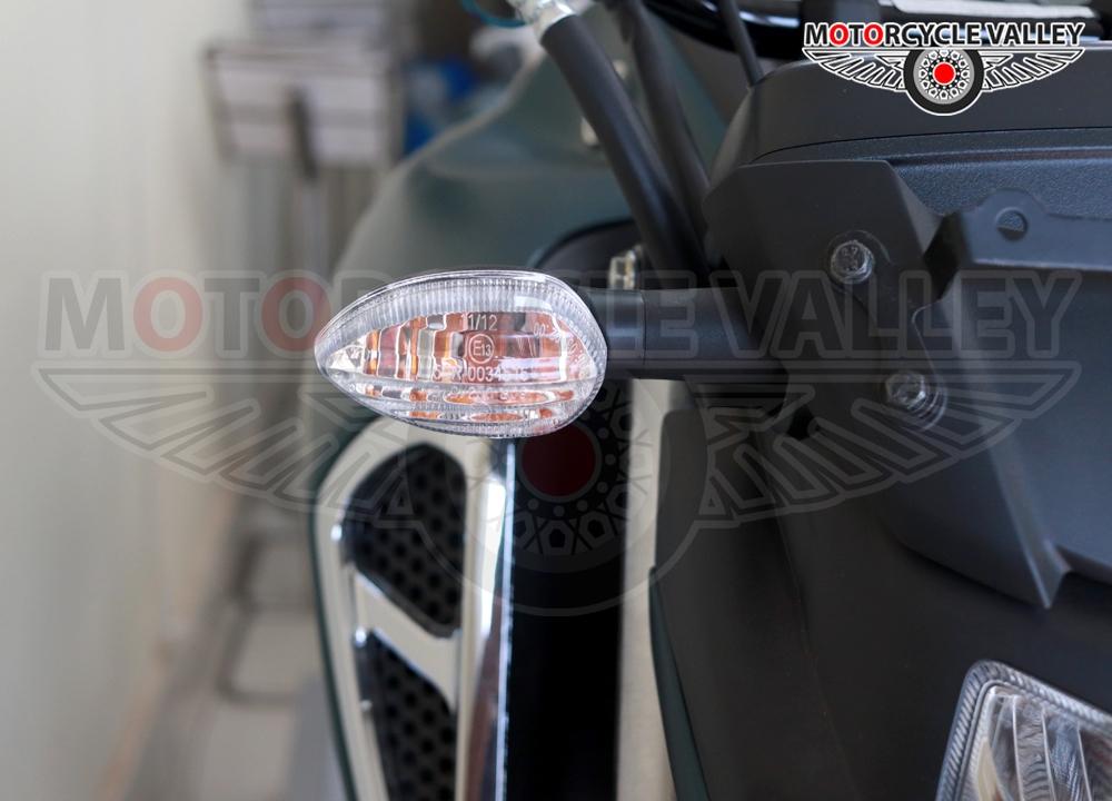 FZS V3 Vintage Edition Photo Gallery . All kind of Yamaha FZS V3 ...