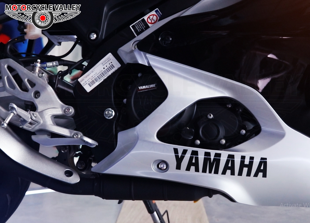R15M Photo Gallery . All kind of Yamaha R15M Images