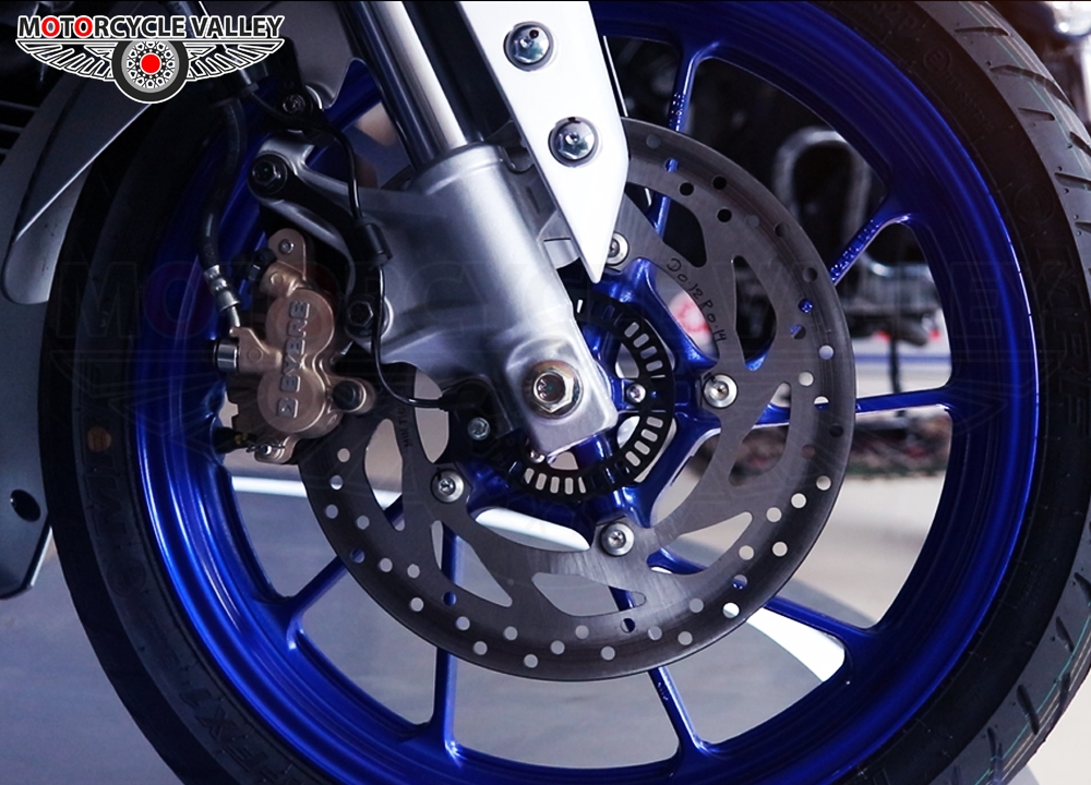 R15M Photo Gallery . All kind of Yamaha R15M Images