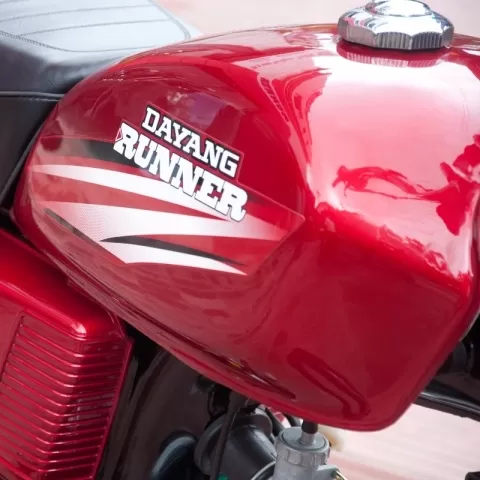 BMW R 1250 R Vs Runner Deluxe Comparison